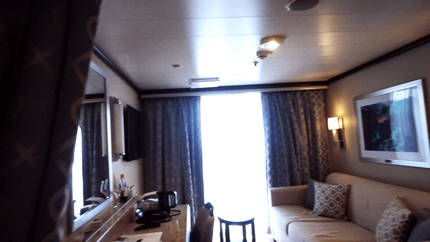 Ship Reviews - Ken Goes Cruising