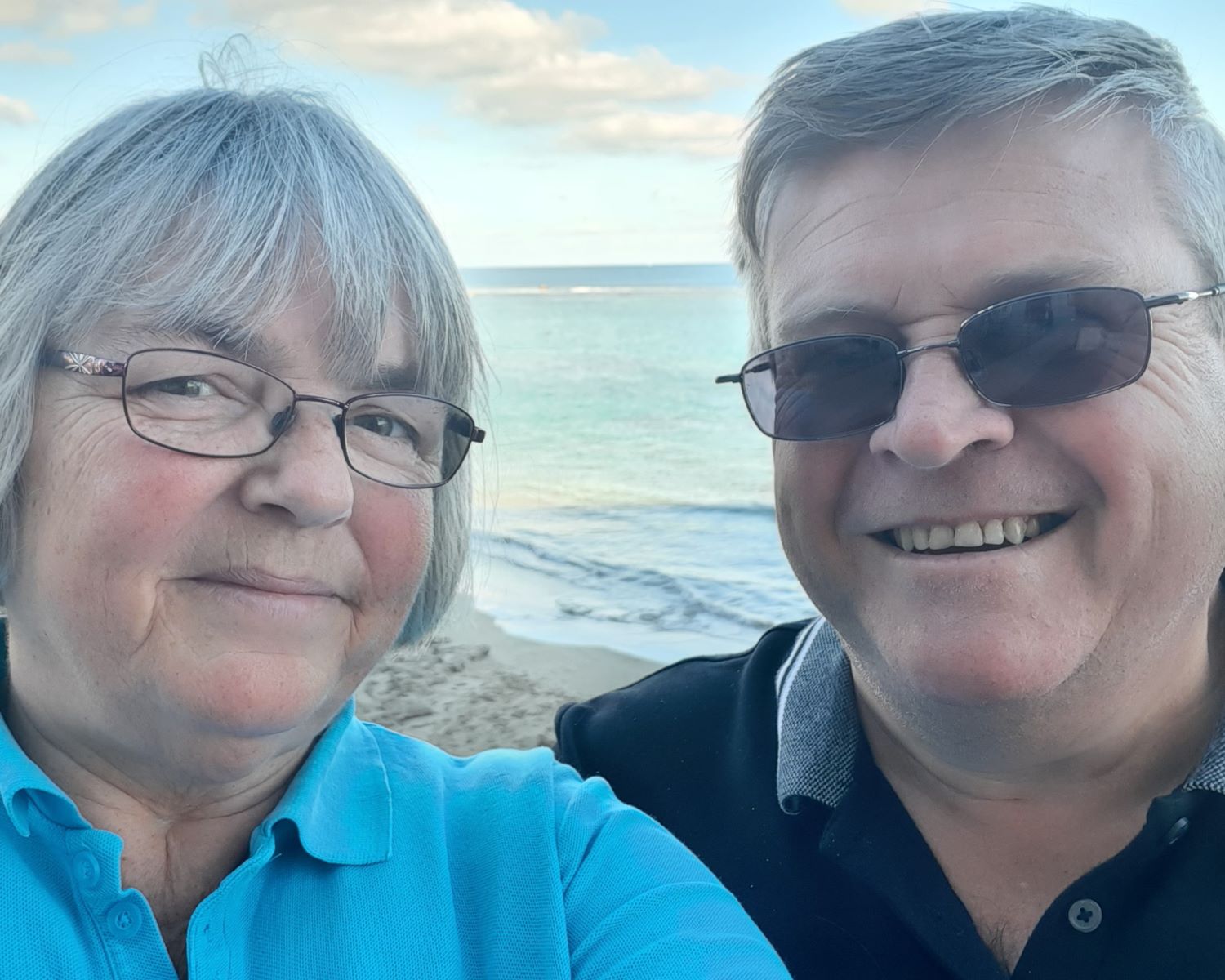 Cruising and travel vloggers that enjoy cruise vacations.