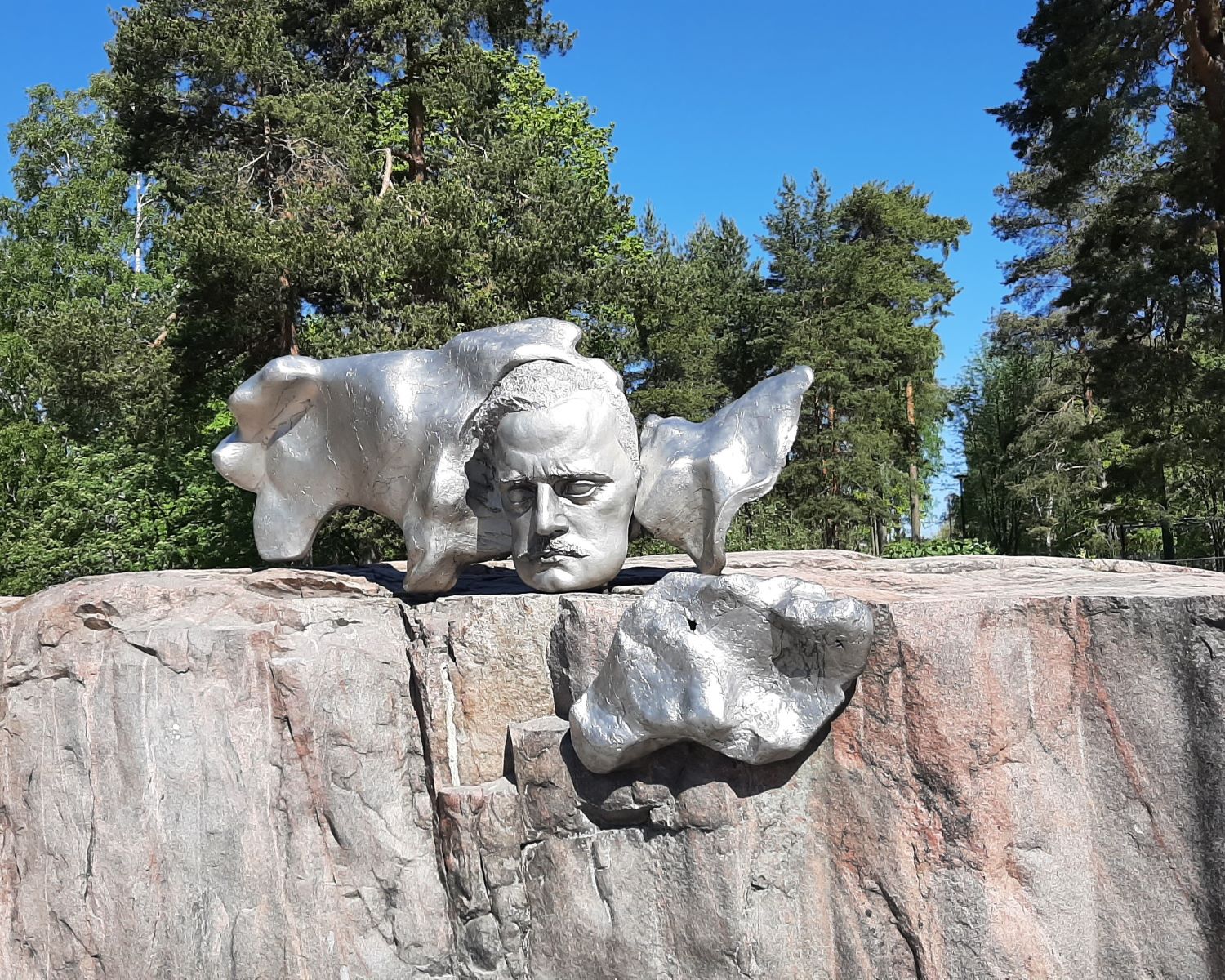 Helsinki - Ken Goes Cruising